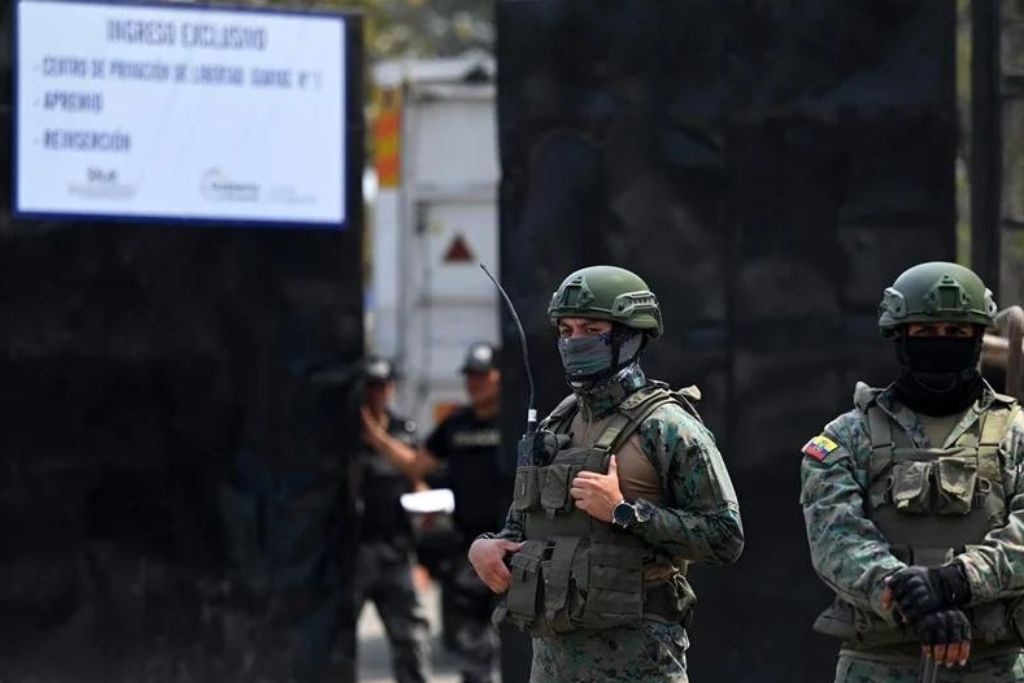Ecuador Declara Estado De Excepción Tras Muerte De 5 Policías A Manos